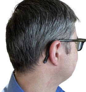 Wearing Hearing Aids with Glasses: An Audiologist’s Guide – Hearing Insider